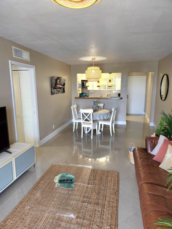 Snowbird Vacation Rentals by Owner | Travels Find Offseason Monthly ...